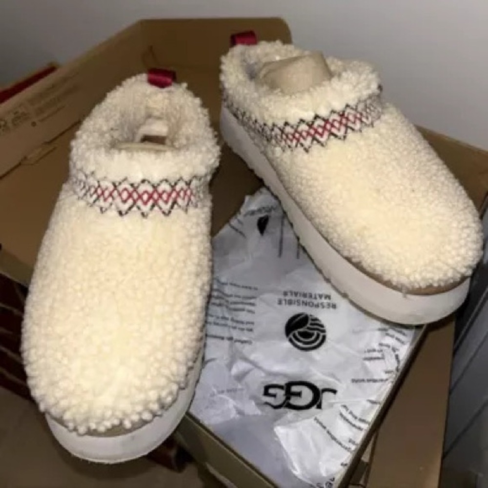 UGG TAZZ UGG BRAID SHEEPSKIN PLATFORM SLIPPERS SHOES - Gem